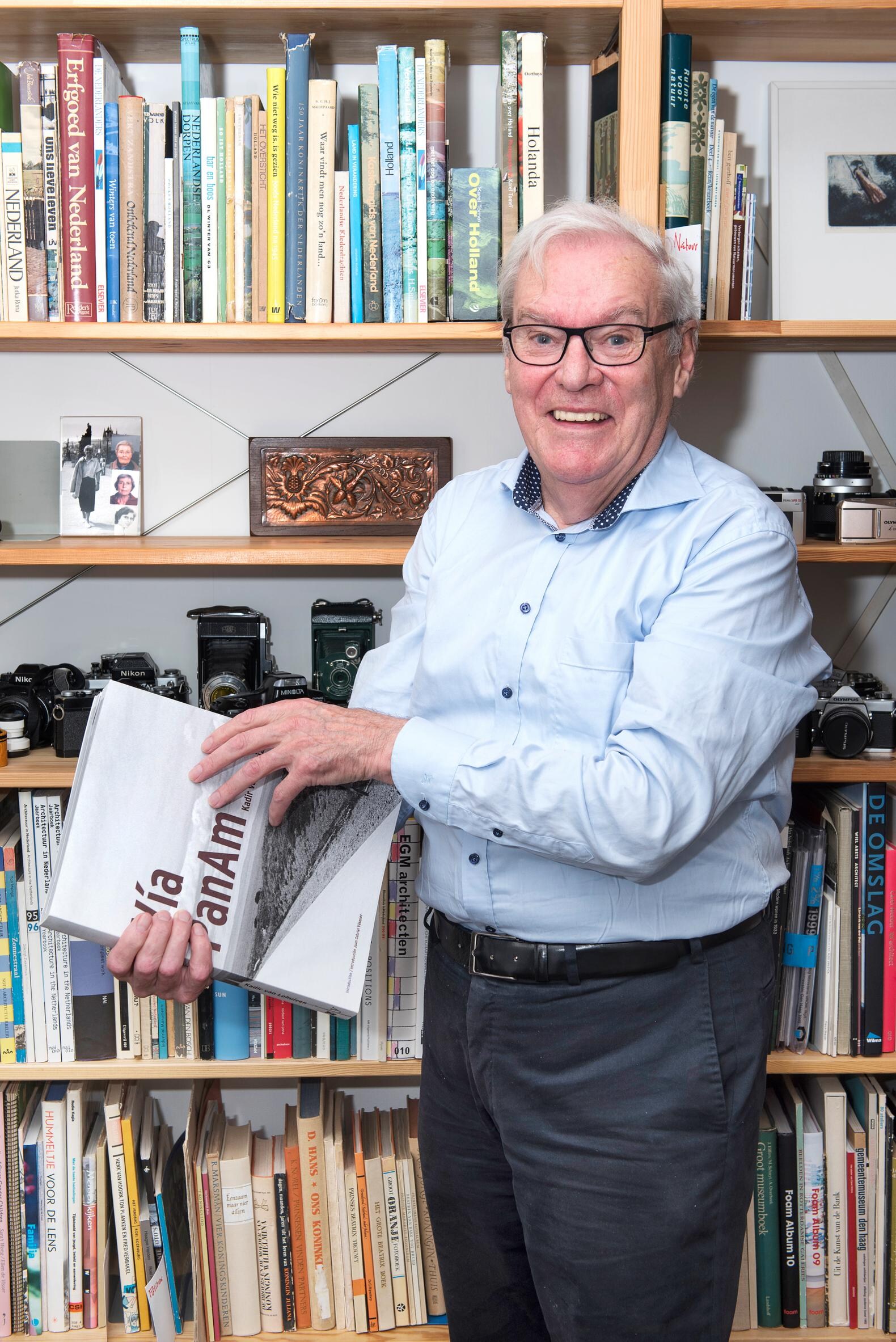 Jan Wingender verzamelde 7.500 fotoboeken: 'Ik heb geen cent te makken ...