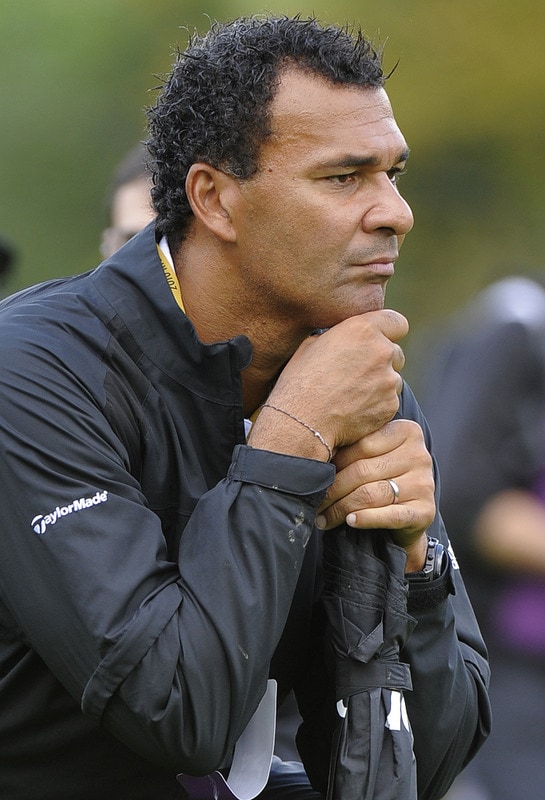 Ruud Gullit wil weer aan de slag als trainer | de Volkskrant