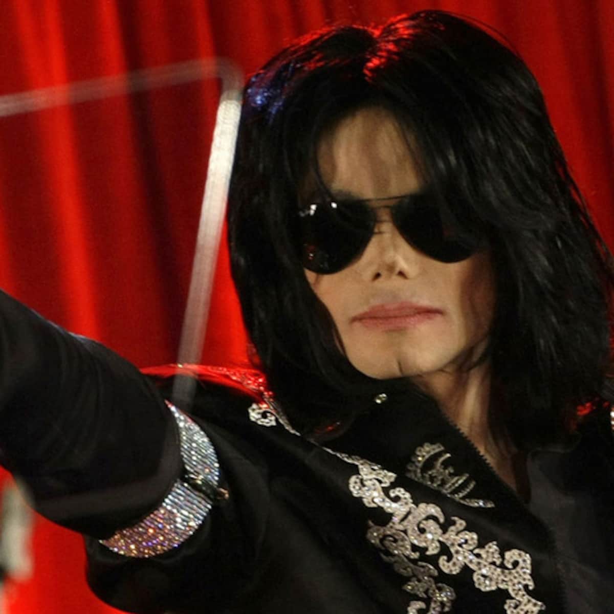Bewijs Van De Dood Van Michael Jackson Usher Is Michael Jackson (met