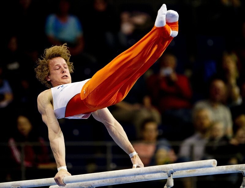 Zonderland maakt indruk tijdens EK turnen in Berlijn | de Volkskrant