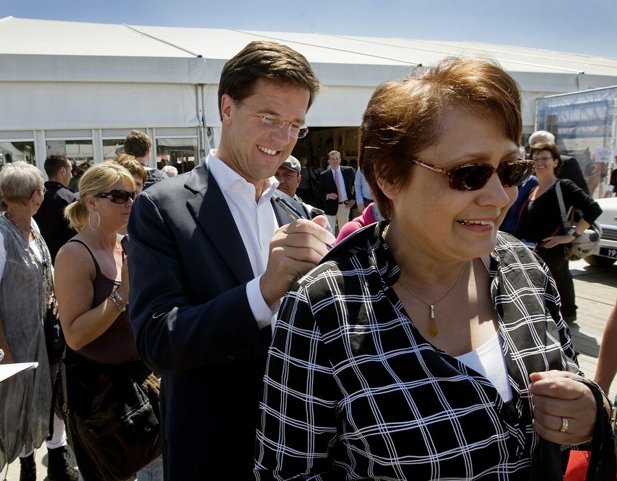 'Luisteren naar de burger: tankers gratis bier beloven en nooit nee ...