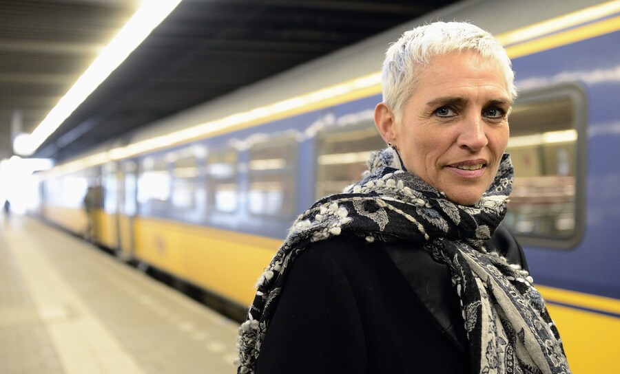 Debat Mansveld van minuut tot minuut - 'Ging er dan echt geen belletje ...