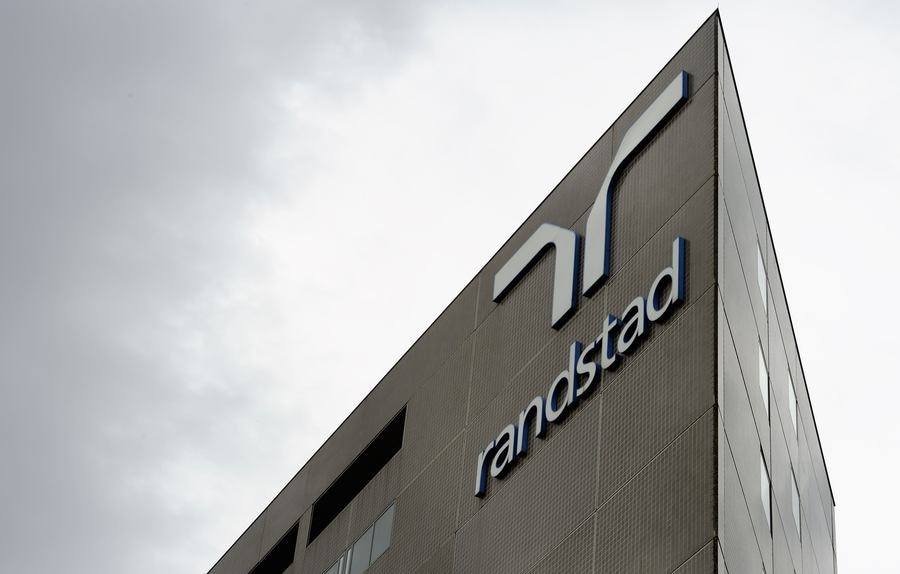 Loonkloof top bedrijfsleven en werknemers opgelopen | de Volkskrant