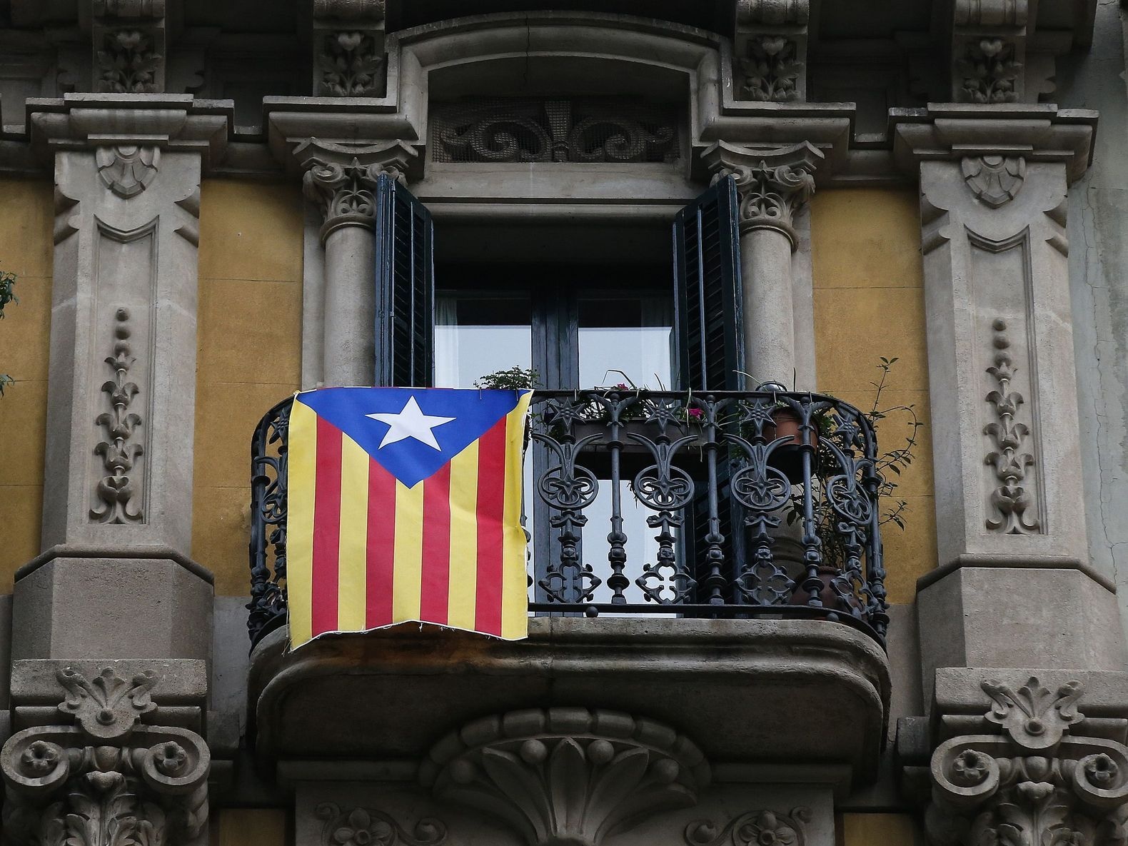 Catalonië 'stemde' voor onafhankelijkheid. Hoe nu verder? | de Volkskrant