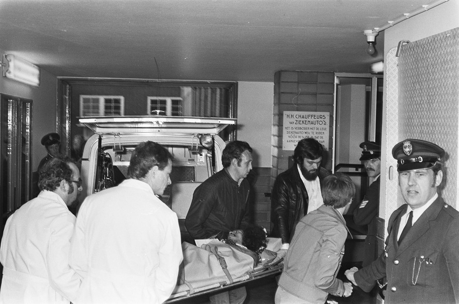 Waarom is het filmpje van de treinkaping bij De Punt geheim? | de ...