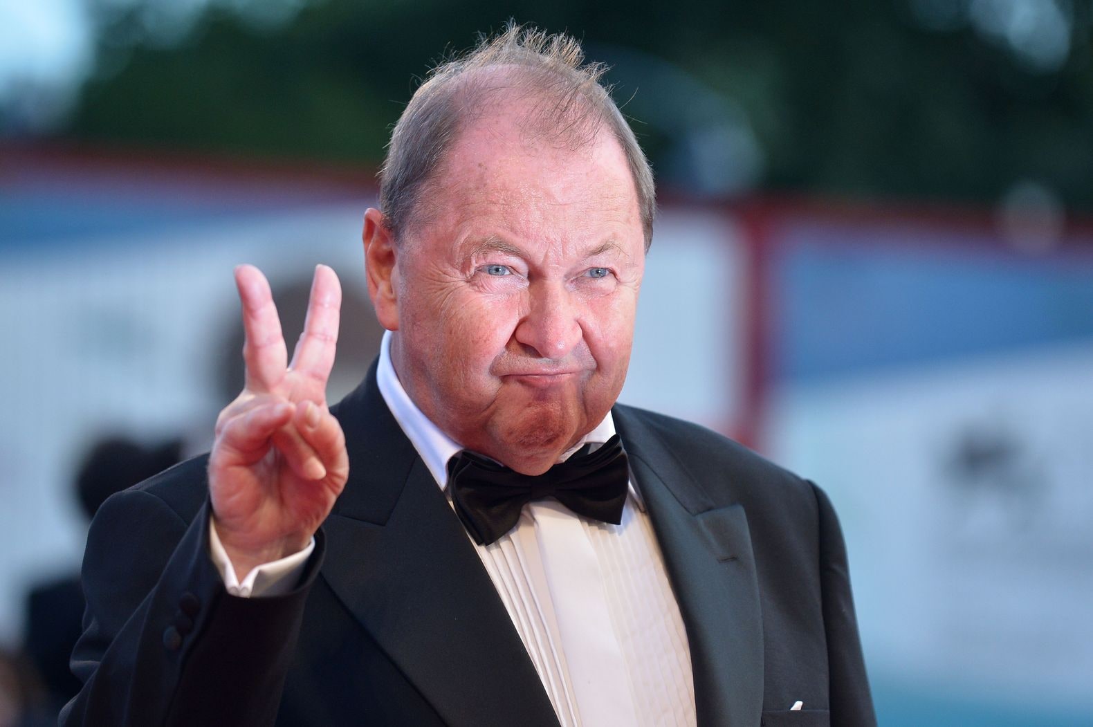 Roy Andersson is de koning van het surrealisme | de Volkskrant