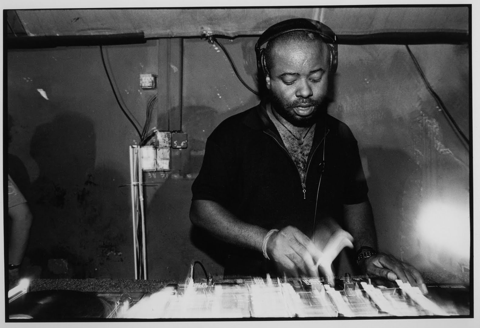 Juan Atkins, vader van Detroit techno, geeft dansles | de Volkskrant