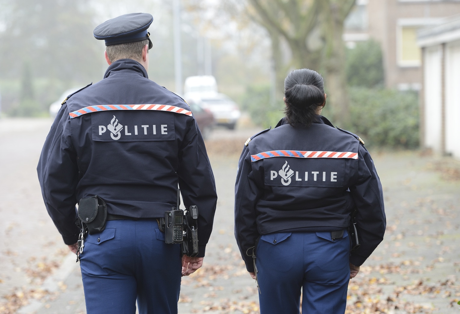 'Nieuwe politie-outfit is één brok verlangen naar simpeler tijden' | de ...
