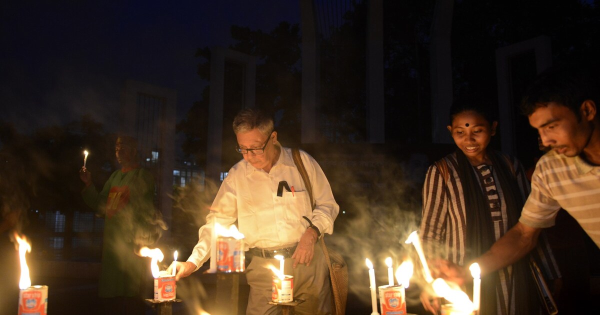 Drie verdachten gepakt voor moord bloggers Bangladesh | de Volkskrant