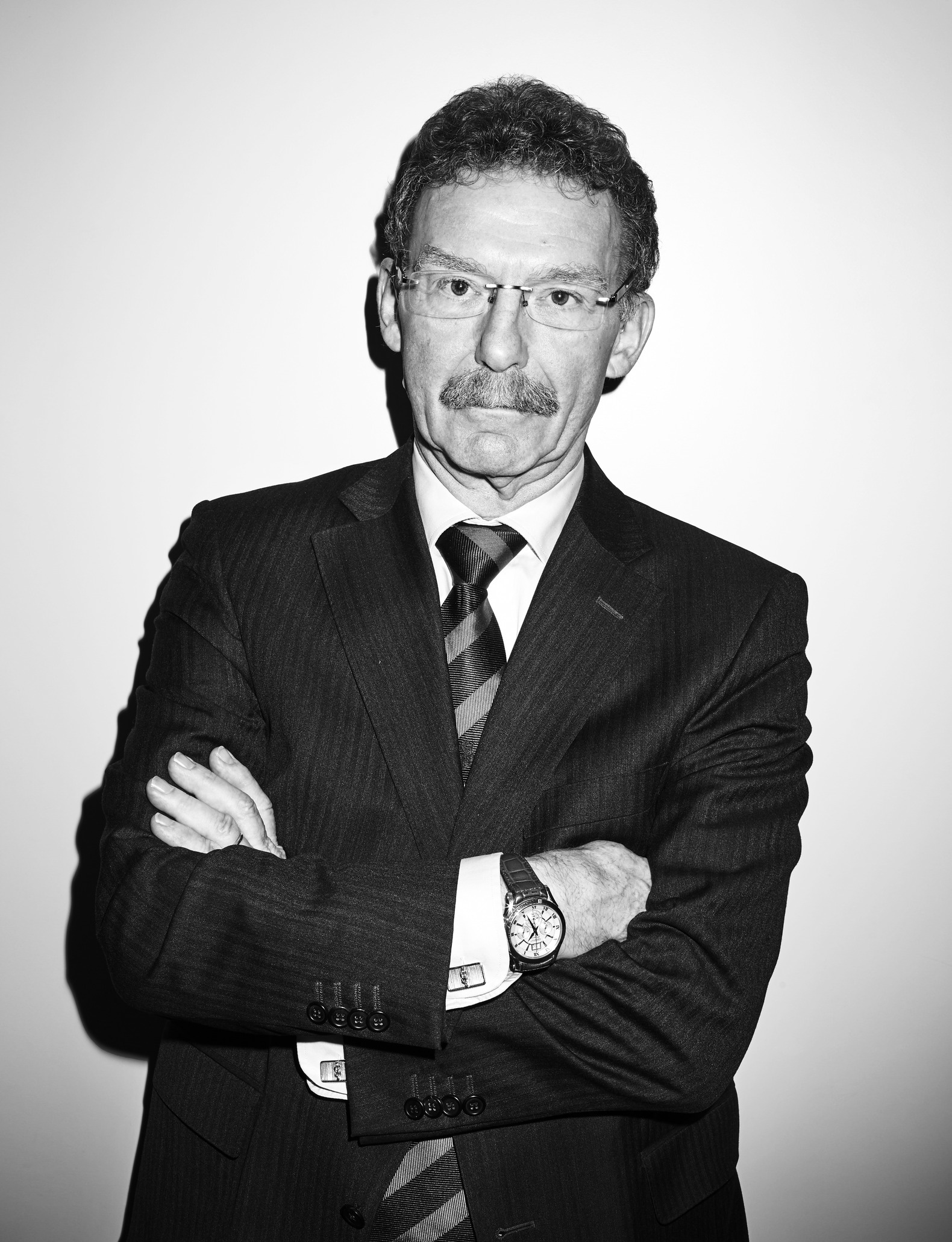 Van Marle zegt moordenaars en verkrachters vaarwel | de Volkskrant