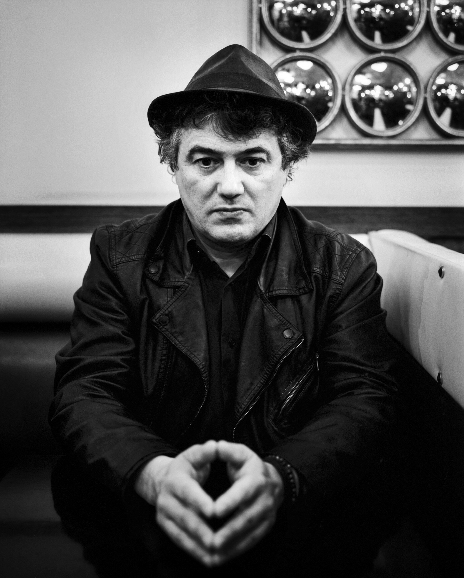 'Parijs is niet bang meer, Parijs waakt' | de Volkskrant