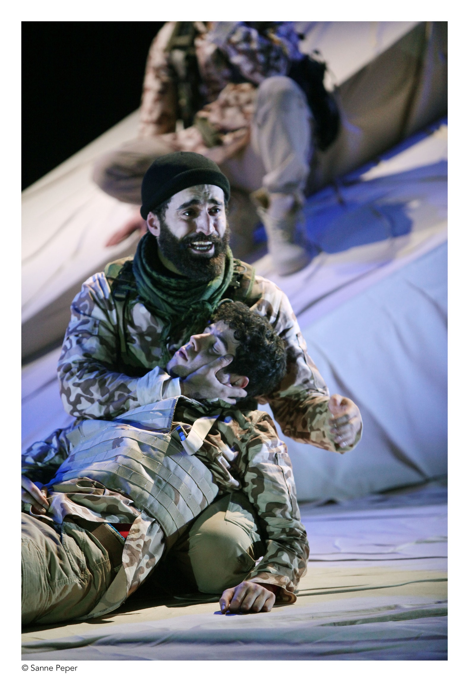 'Jihad' is hard en humorvol, mét nagesprek | de Volkskrant