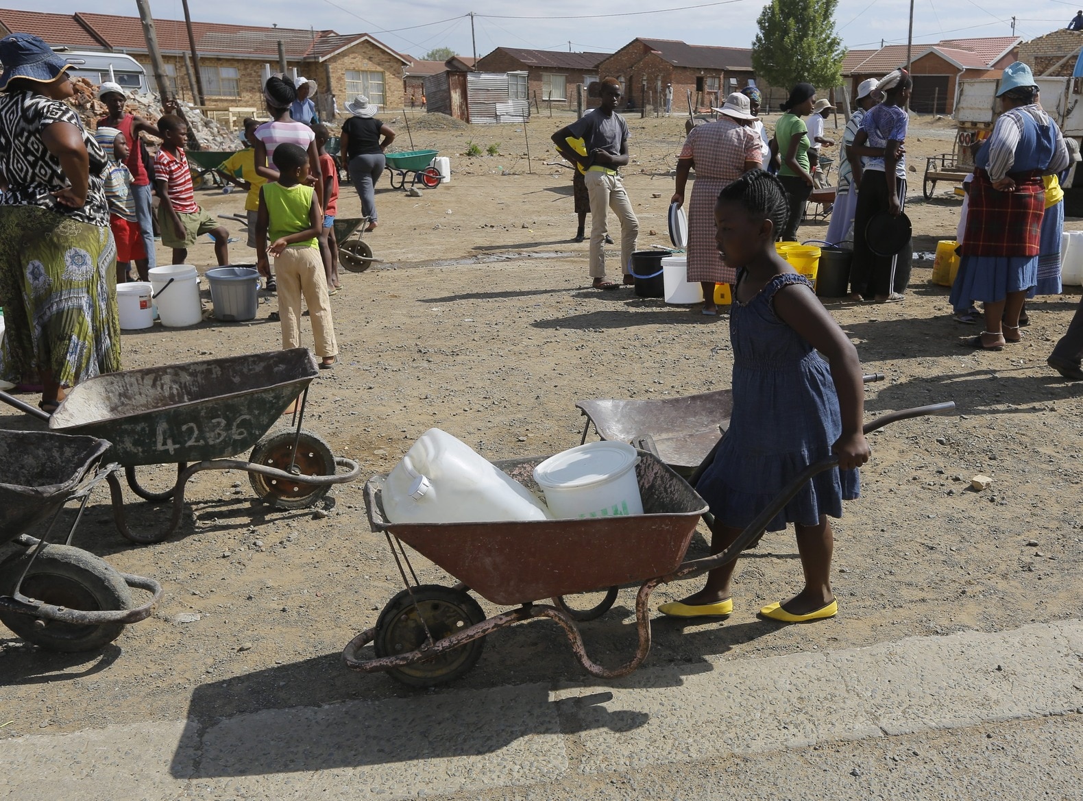 Honger dreigt voor 14 miljoen mensen in zuidelijk Afrika | de Volkskrant