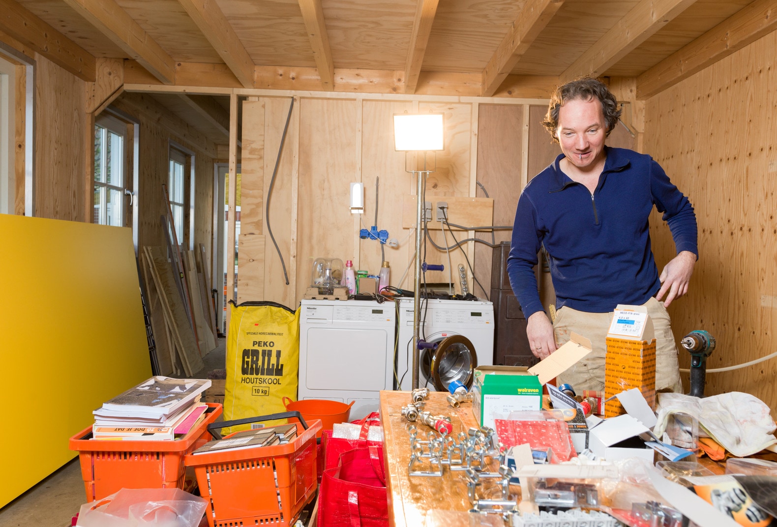 Bas Haring klust voor zijn kleine | de Volkskrant