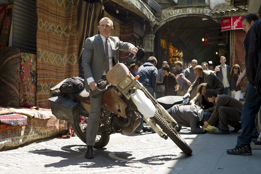 Skyfall is misschien wel de beste Bondfilm tot nu toe | de Volkskrant