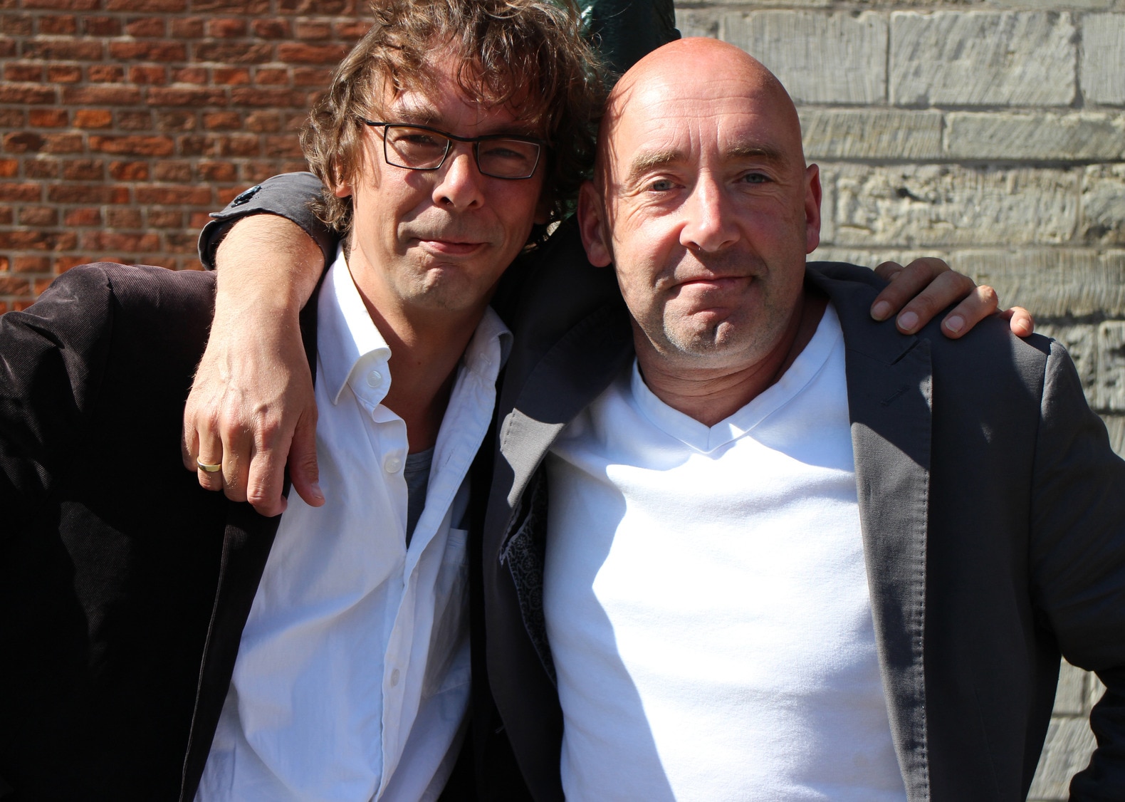 Torn en Innemee brengen geweldige liedjes en bruilofthumor | de Volkskrant