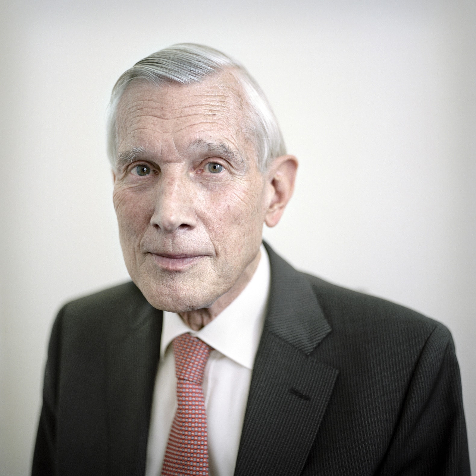 Bot noemt oproep Koenders over zijn lobbywerk 'onterecht' | de Volkskrant