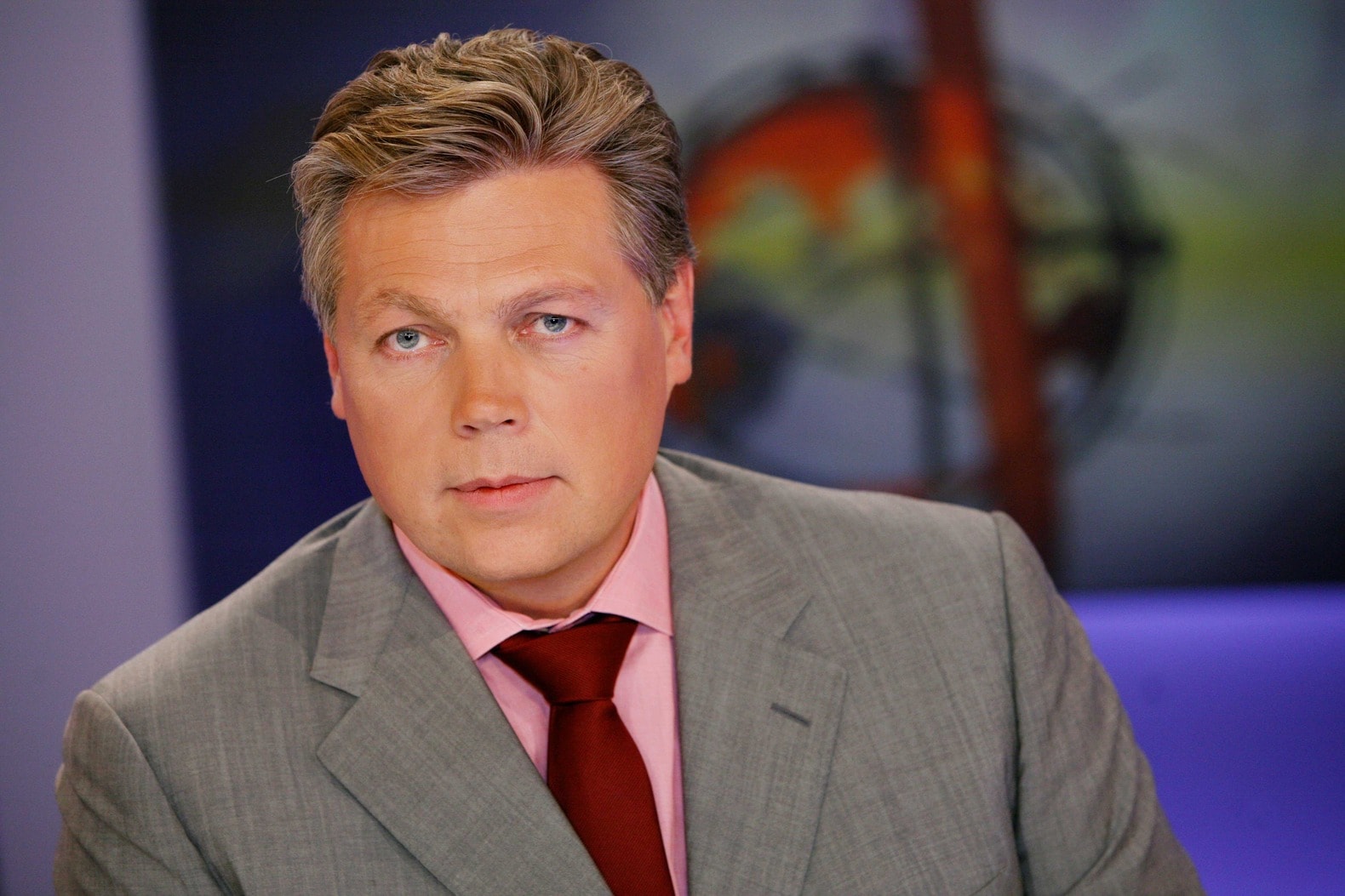 Roelof Hemmen vertrekt bij RTL Nieuws: 'Anders word ik een uitgebluste ...