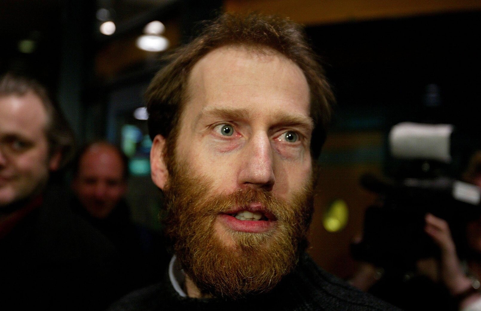 'Je voelt je als gijzelaar heel snel behandeld als een kind' | de ...