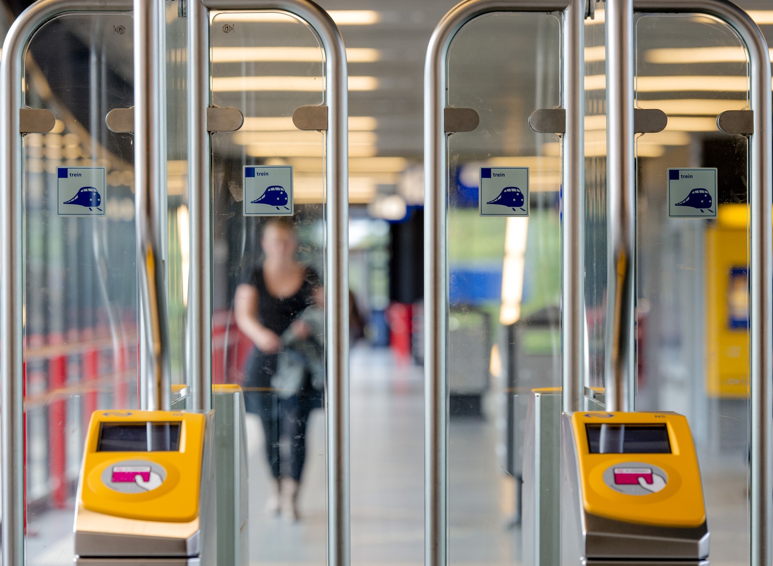 NS waarschuwt reiziger bij vergeten uitcheck | de Volkskrant