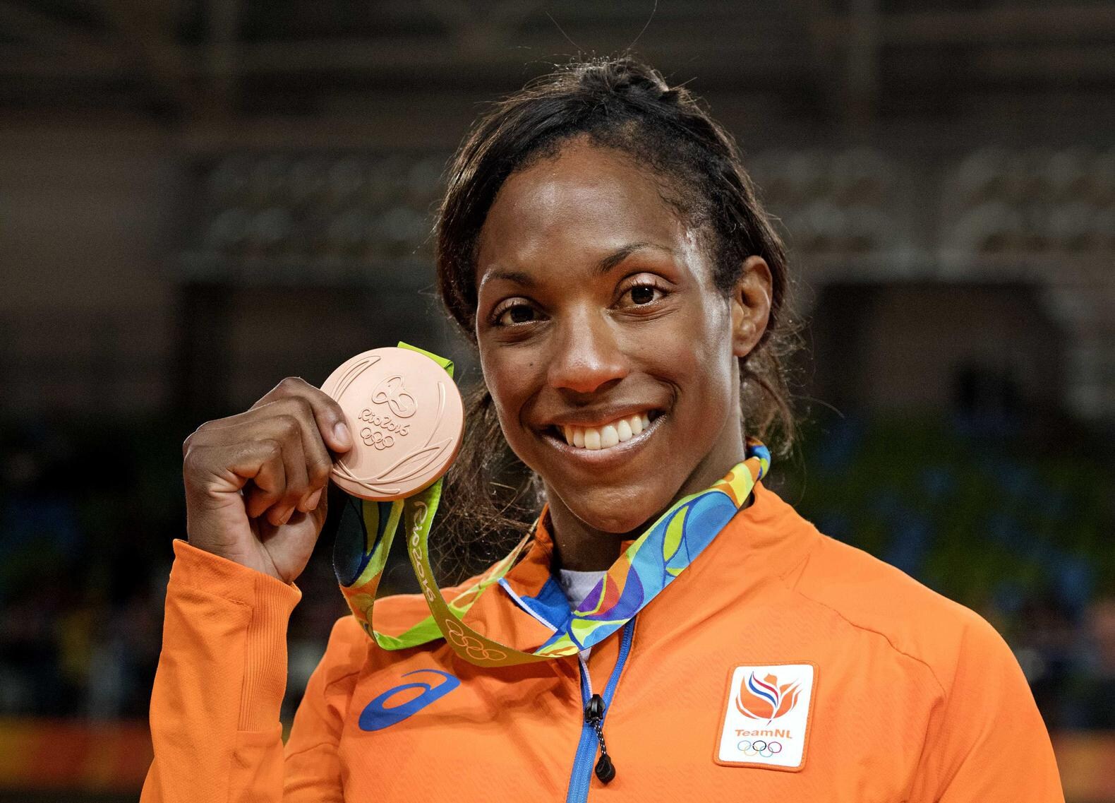 Brons voor judoka Van Emden, eenentwintigste goud voor Phelps | de ...