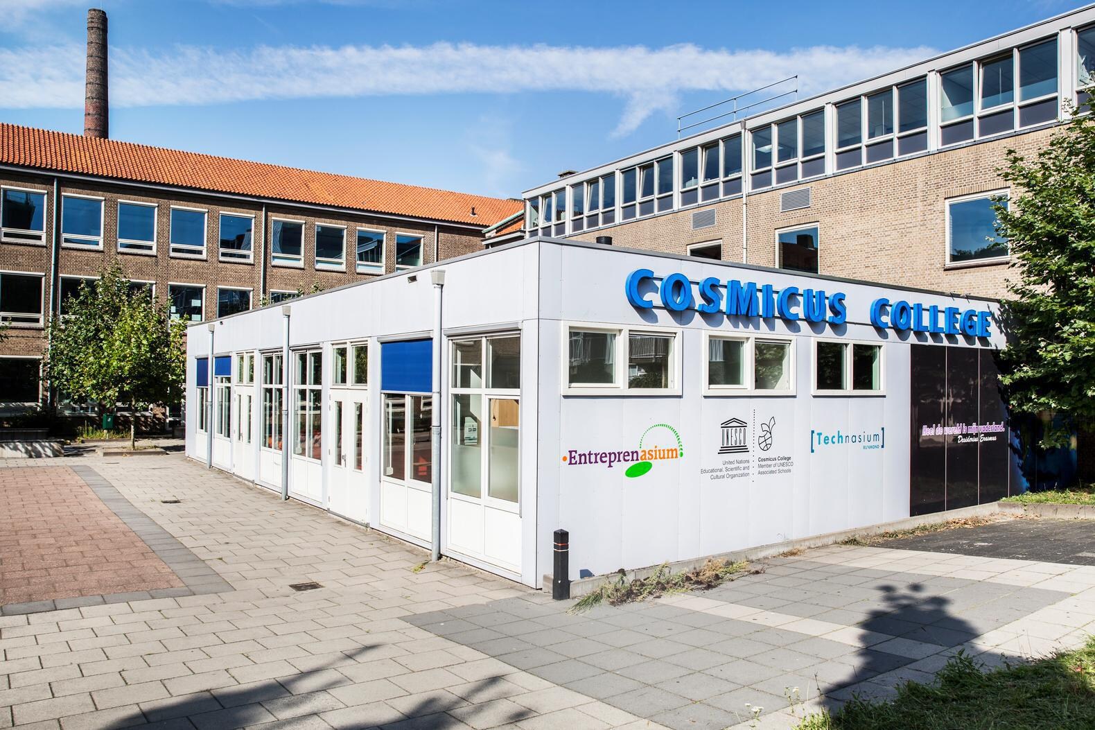 Rustige start schooljaar 'Gülenscholen' in Rotterdam en Den Haag | de ...