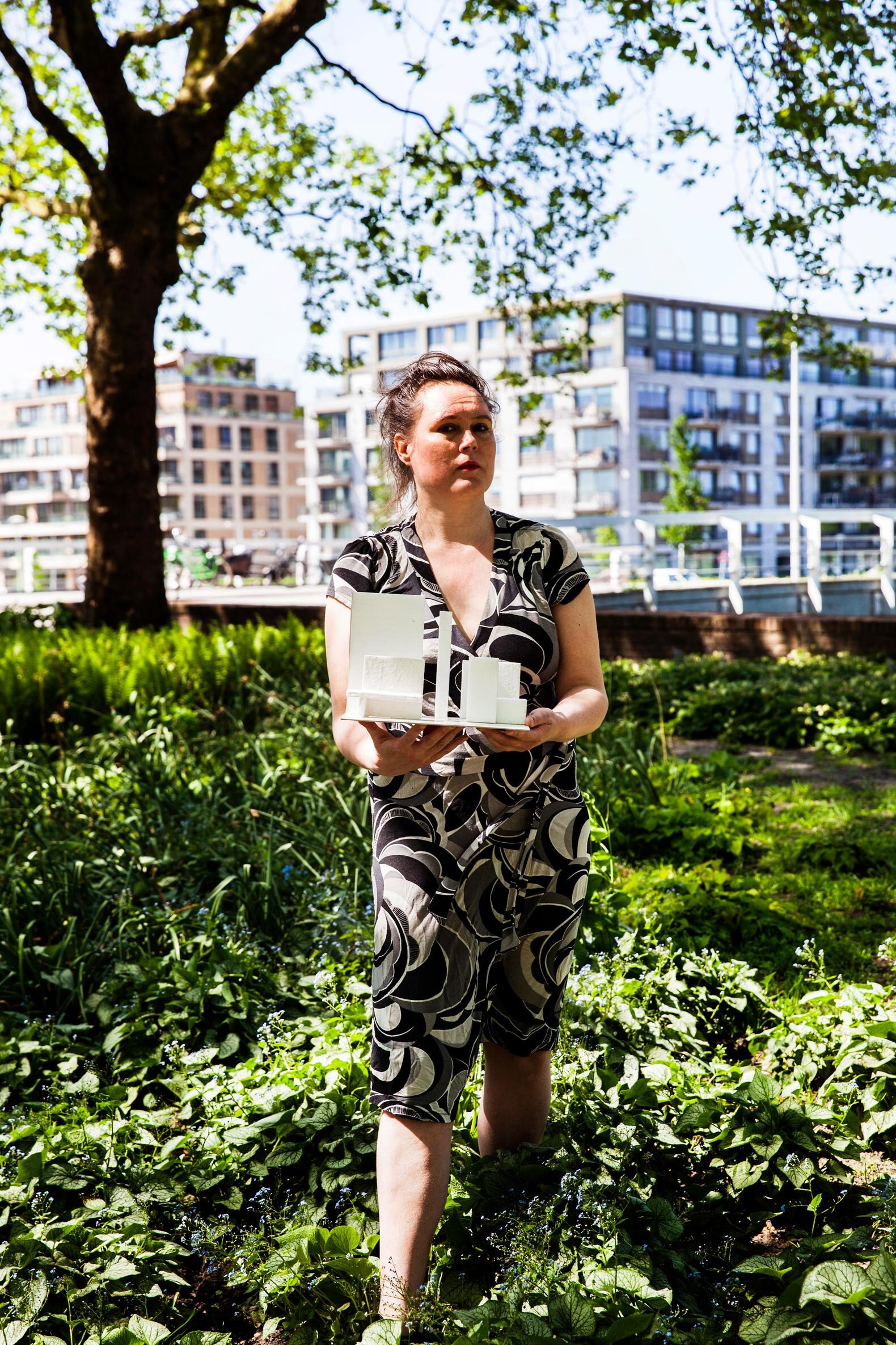 Rechter: gemeente Amsterdam hoeft Schaaps kunstwerk niet te plaatsen ...