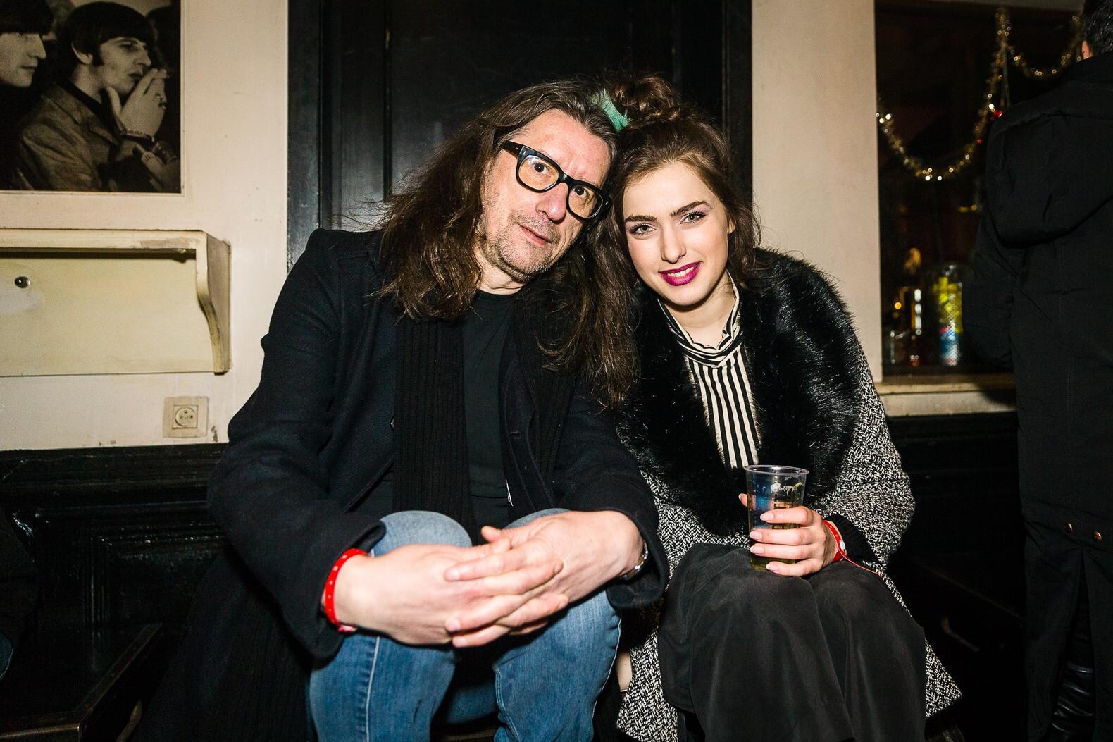 'Als de wereld gered kan worden, dan door vrouwen' | de Volkskrant