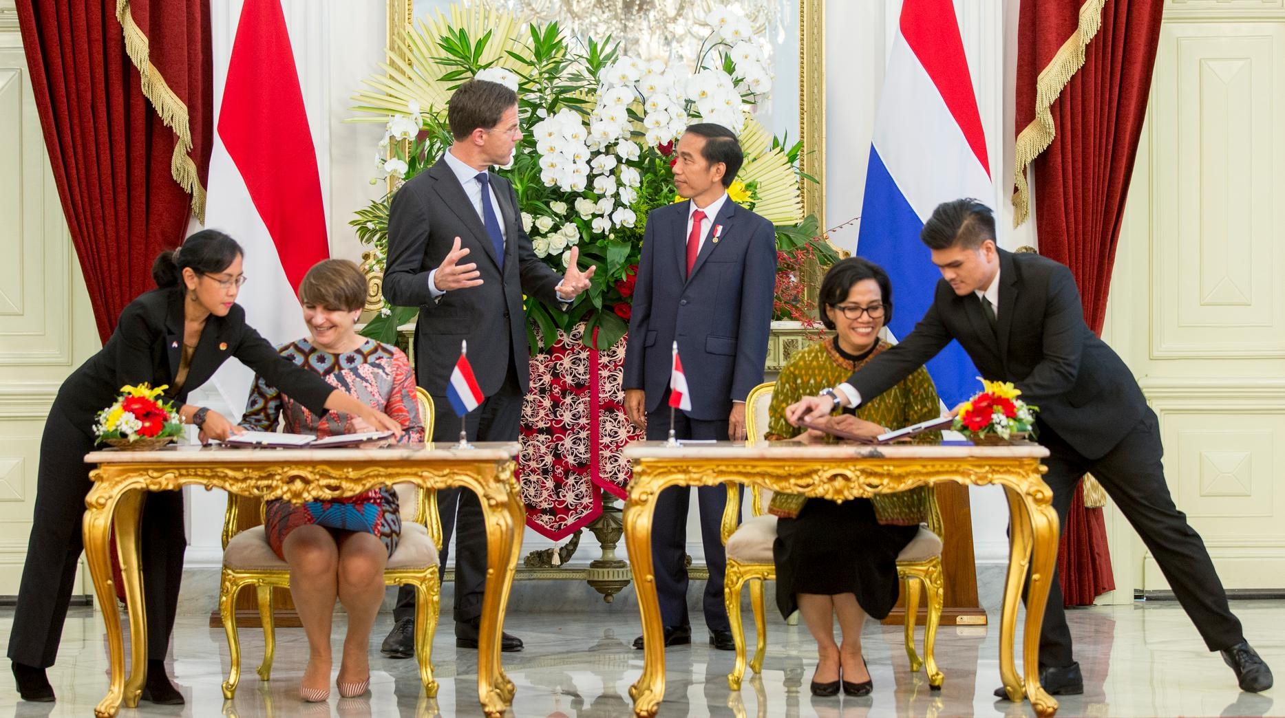 Verleden blijft Rutte in Indonesië achtervolgen | de Volkskrant