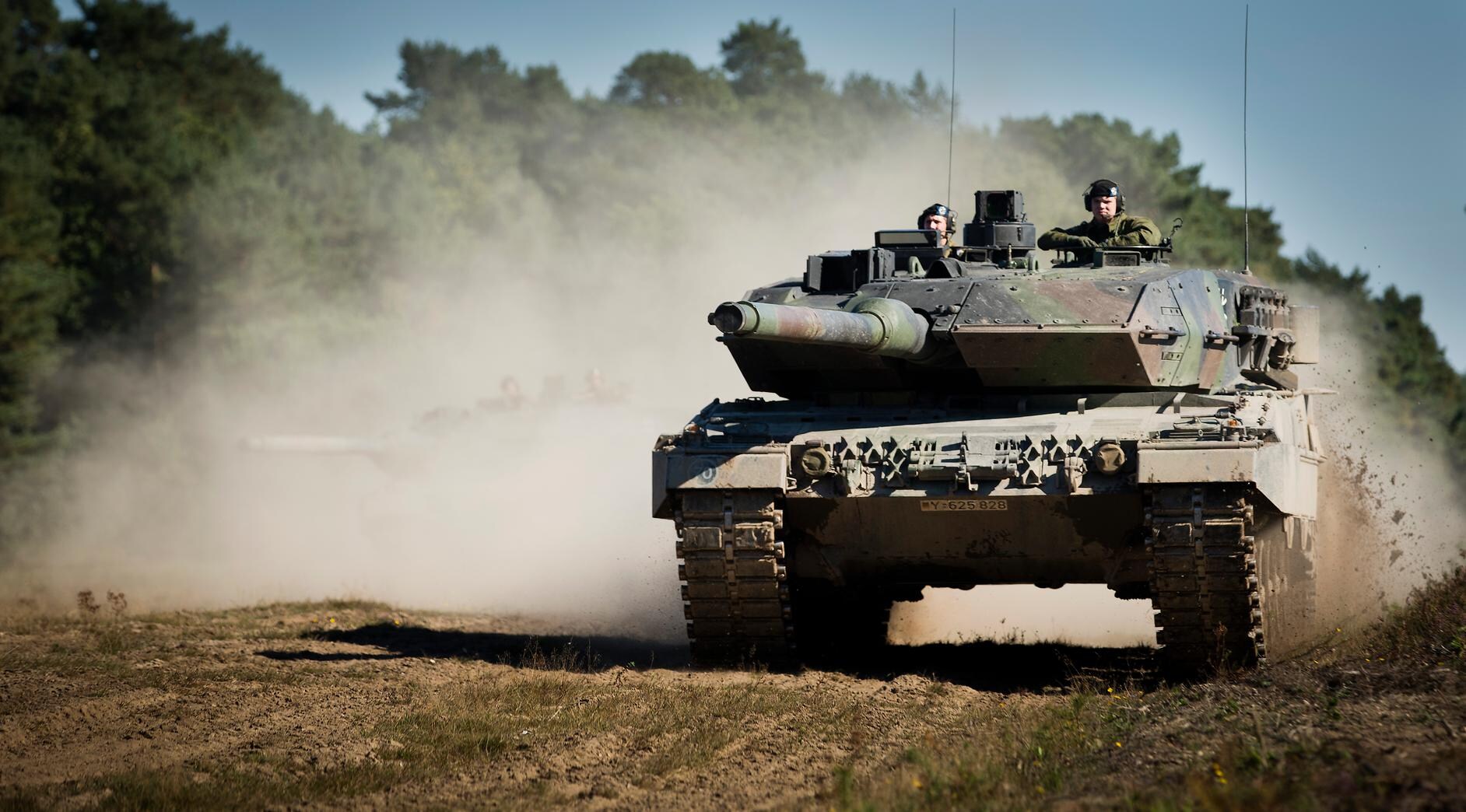 Een sterk Europees leger, of toch de NAVO? | de Volkskrant