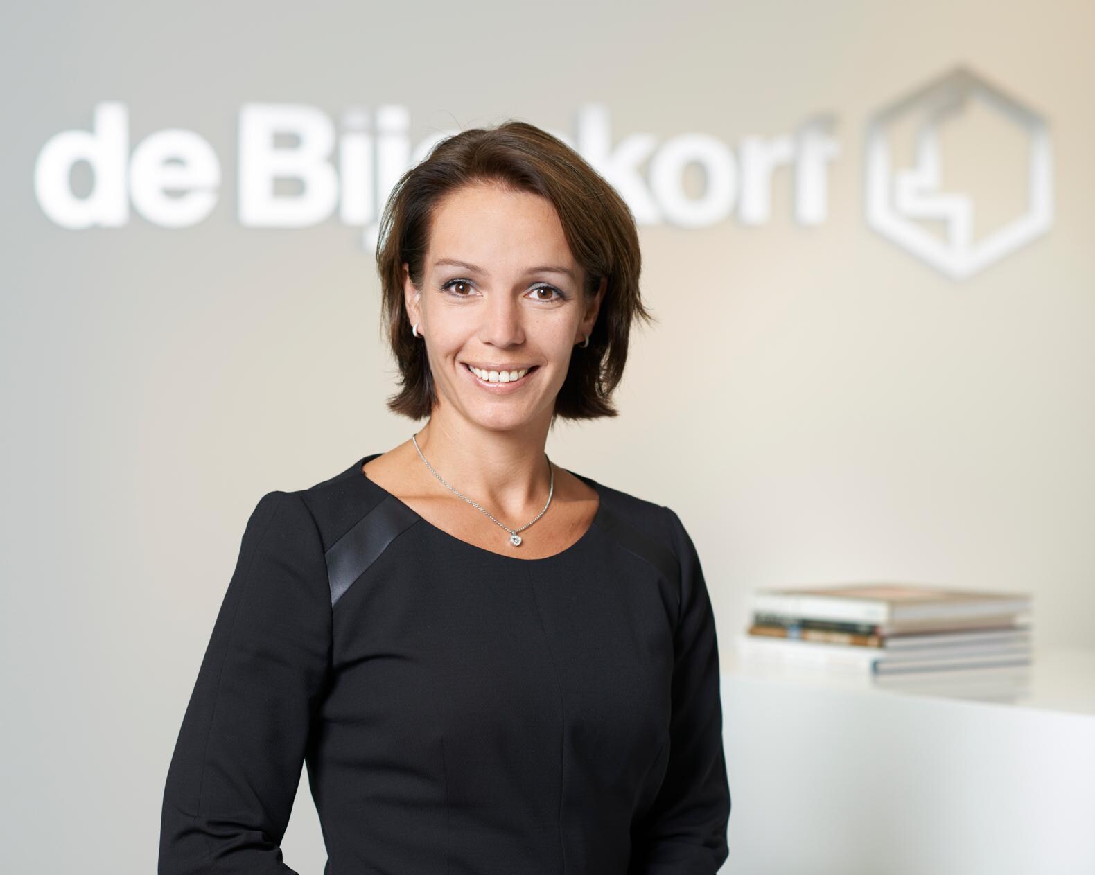 Ajax heeft een nieuwe financieel directeur: die van de Bijenkorf | de ...