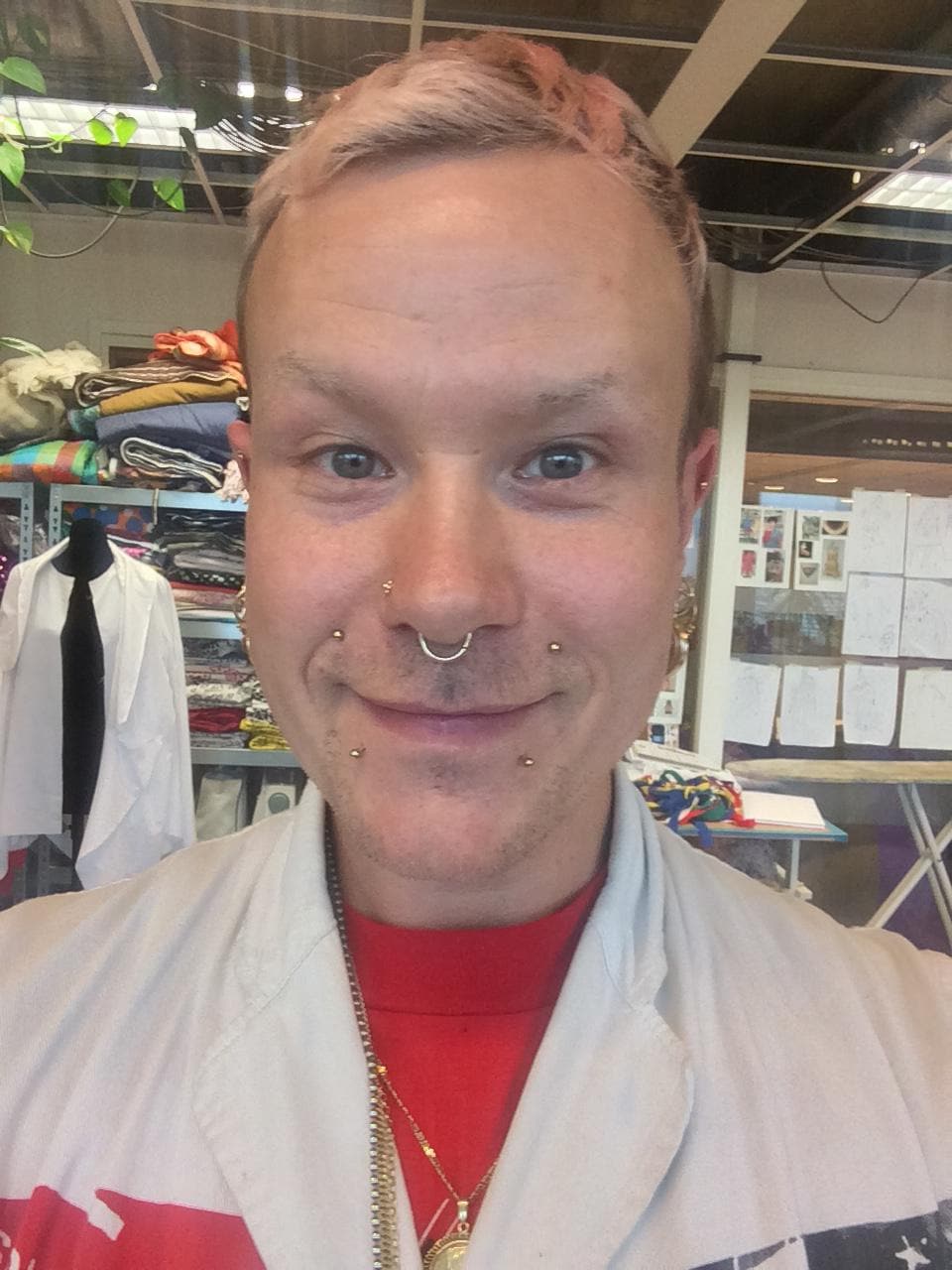 Waar is modeontwerper Bas Kosters nu mee bezig? | de Volkskrant