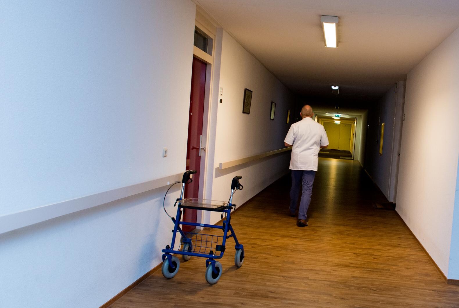 Ministeries slaan handen ineen met zorgsector om schijnzelfstandigheid ...