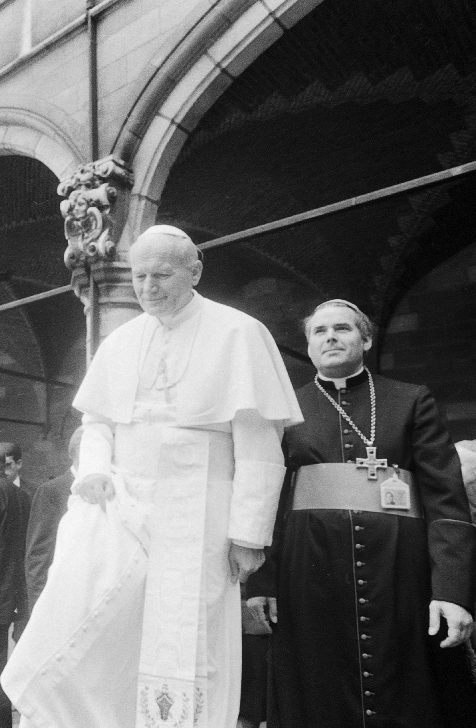 Het verhaal van Vangheluwe valt op door zijn diepgang, zijn nuance en ...