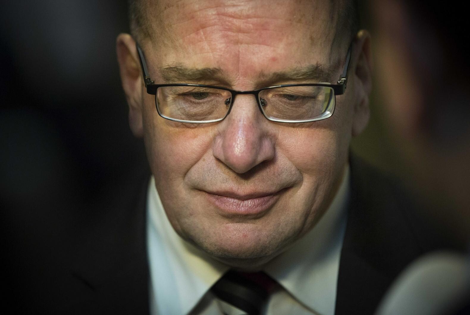 Advocaten: 'Teeven ondermijnt parlementaire democratie' | de Volkskrant