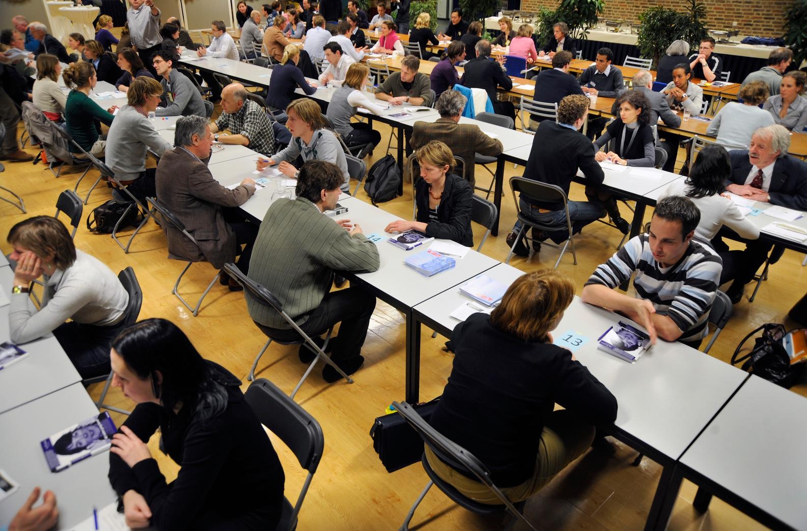 Studenten zijn kritisch over 'selectie aan de poort' bij populaire ...