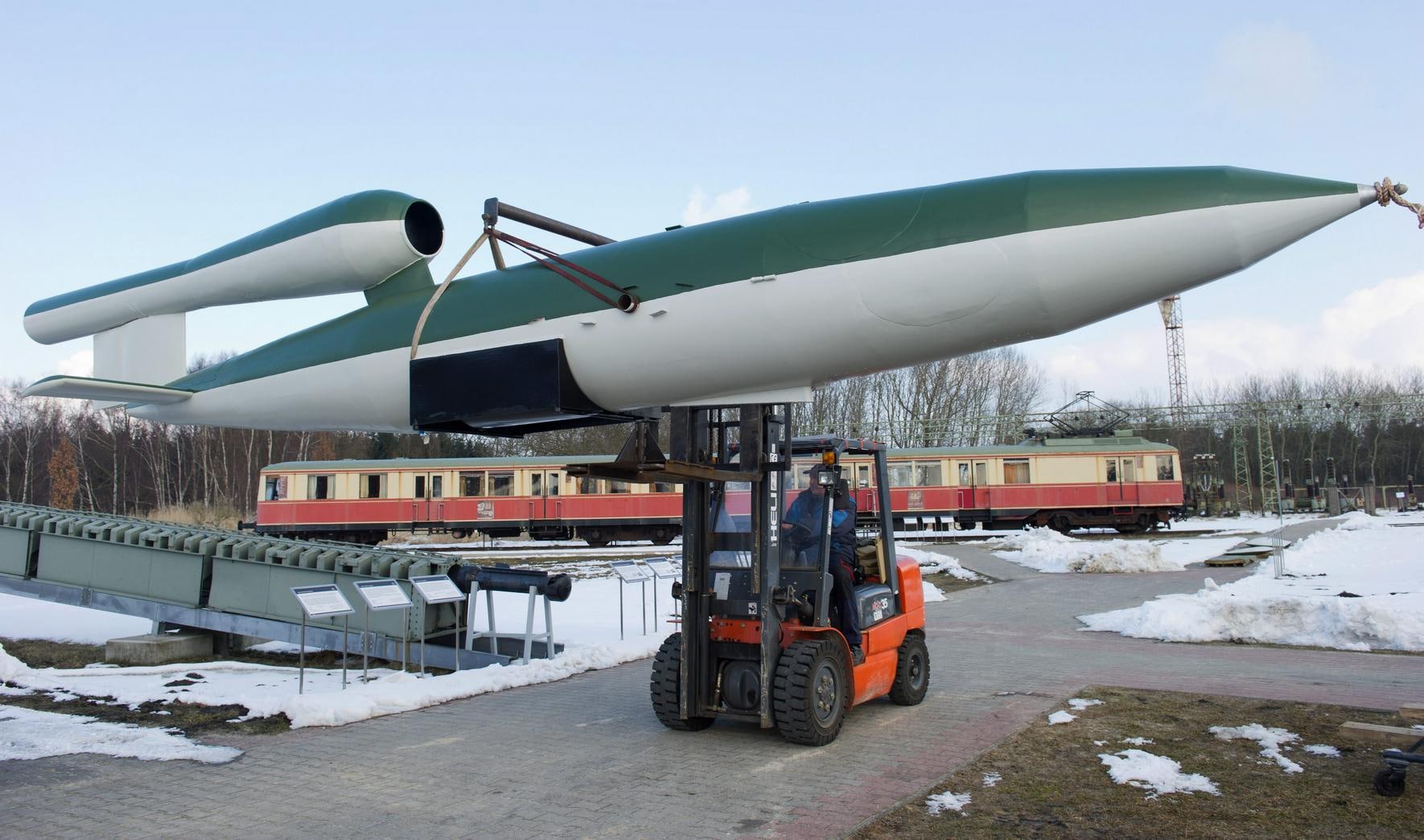 Luchtalarm: vliegende bom op komst | de Volkskrant