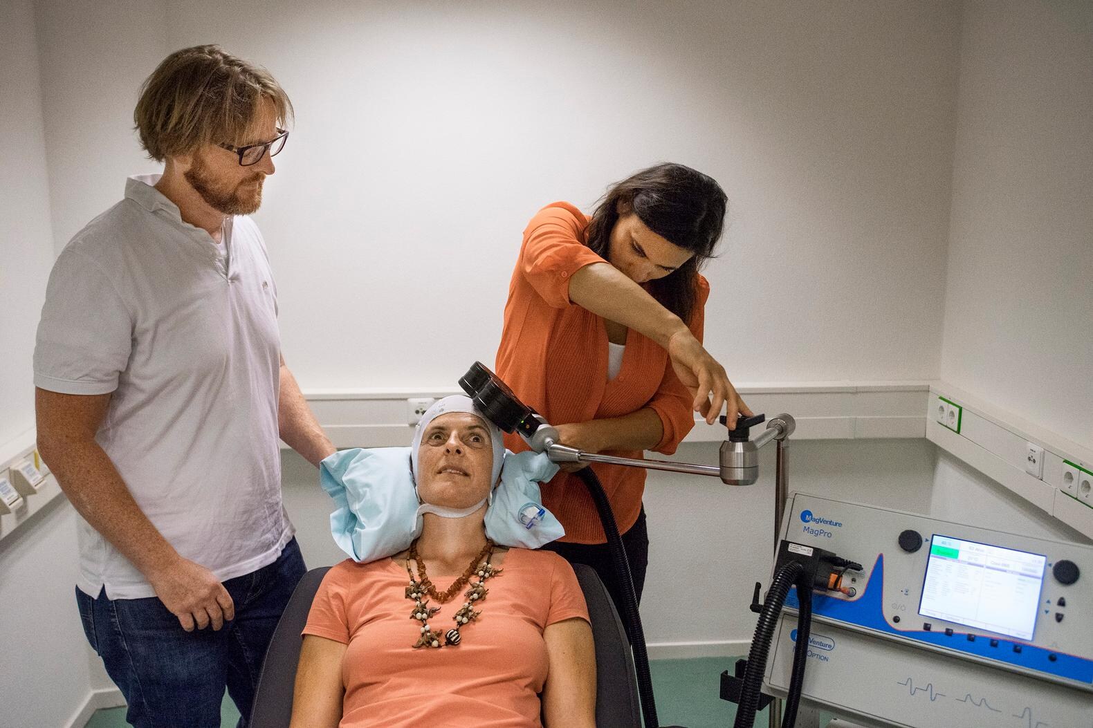 Als praten en pillen niets uithalen, zijn er nog pulsen | de Volkskrant