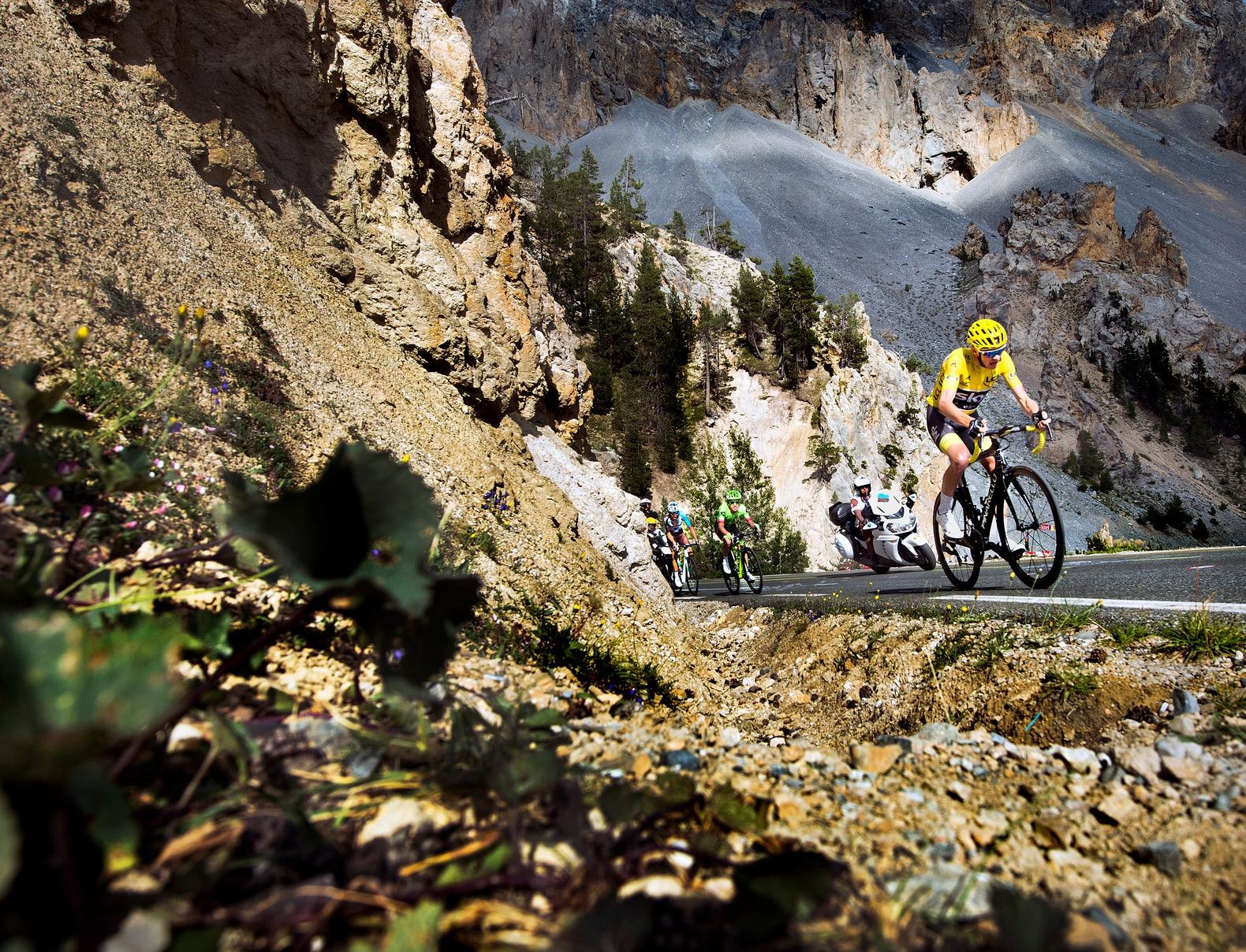 Christopher Froome: van wielerrobot naar menselijke renner | de Volkskrant