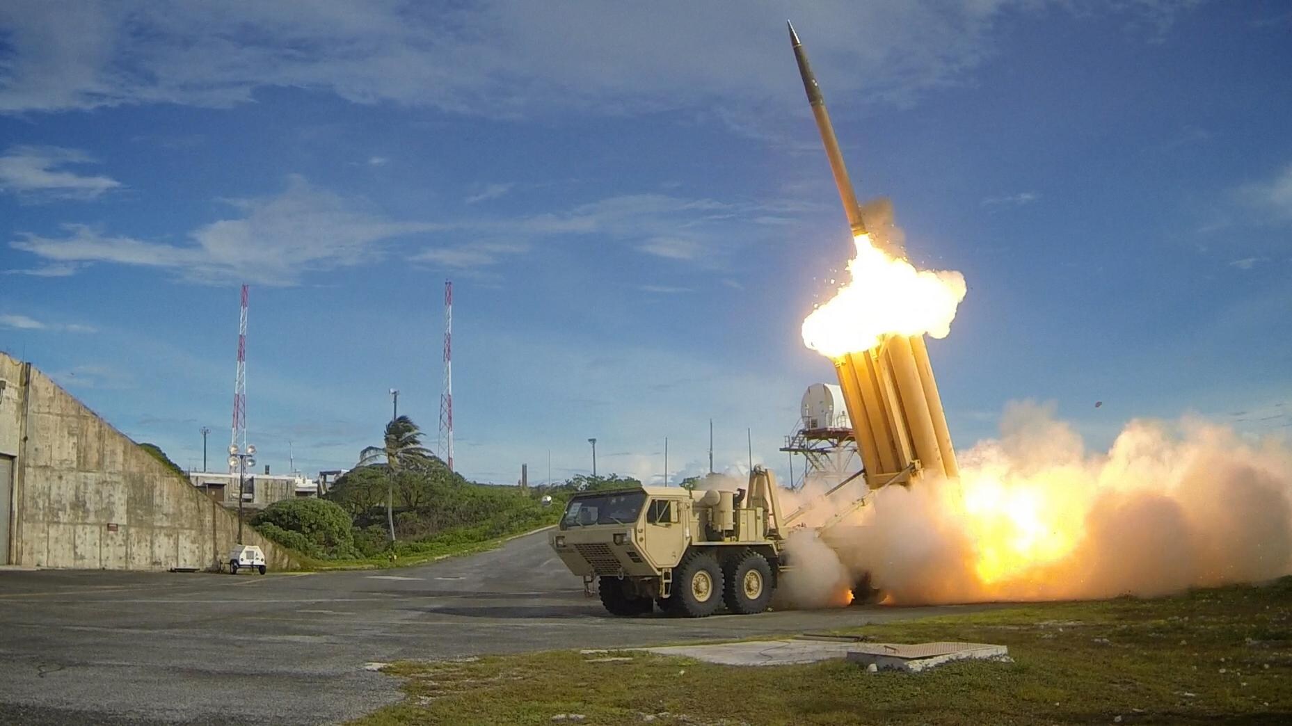 Satellieten VS bespieden Noord-Korea, 'superschepen' gereed om raketten ...
