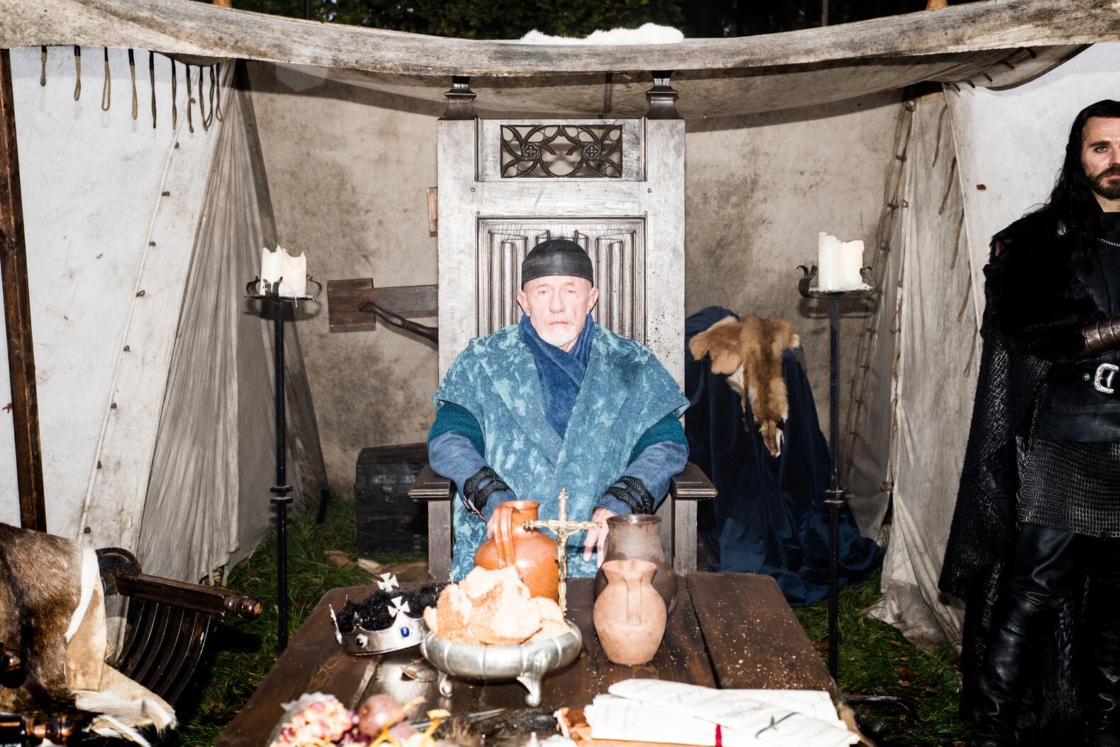 Duizend pruiken, zeshonderd schilden en tweeduizend figuratiekostuums ...