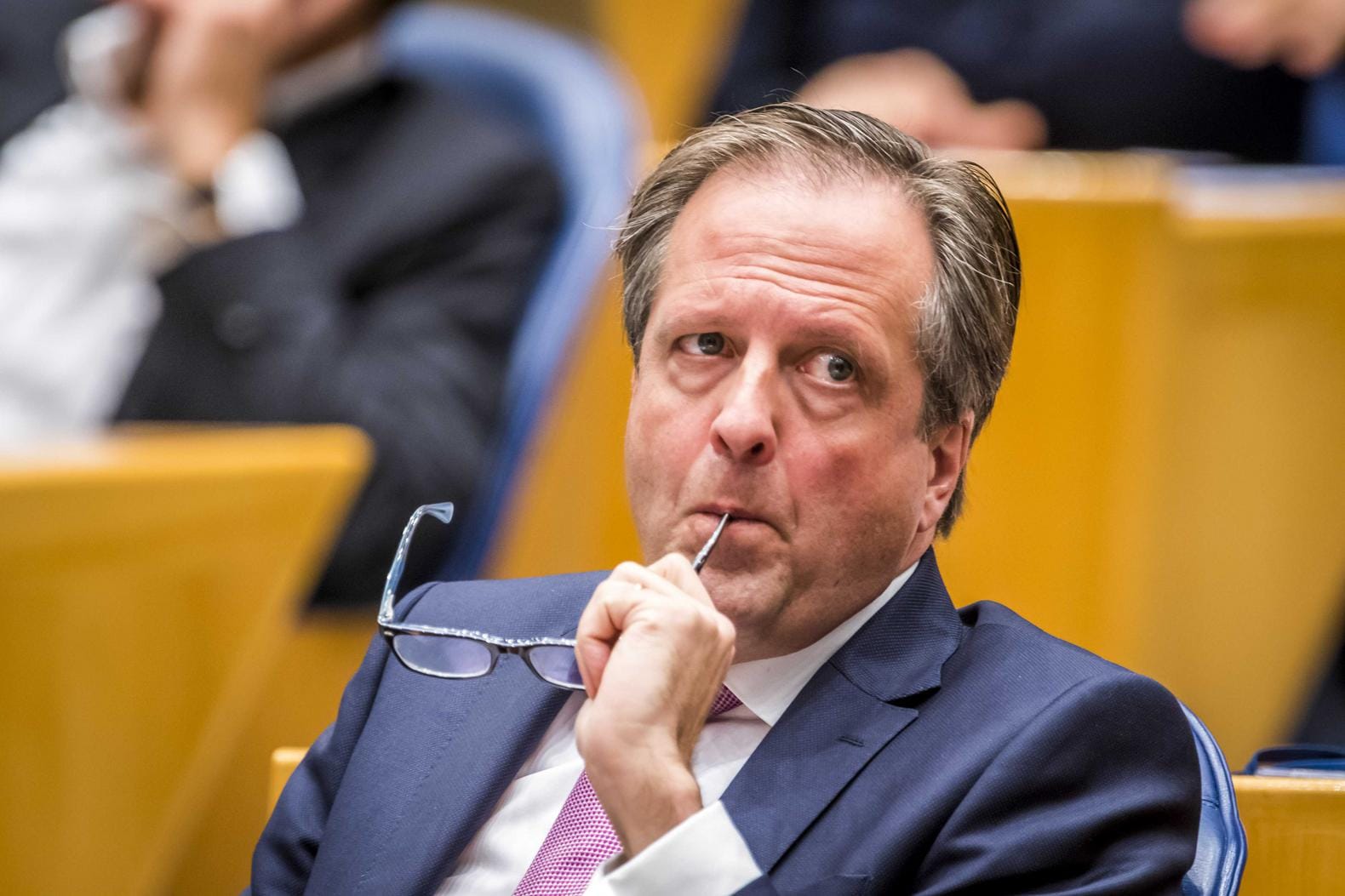 Pechtold kreeg Schevenings appartement van bevriende oud-ambassadeur en ...