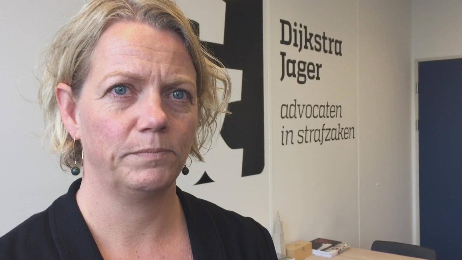 Deze brigadegeneraal trekt het boetekleed aan vanwege de verhalen over ...