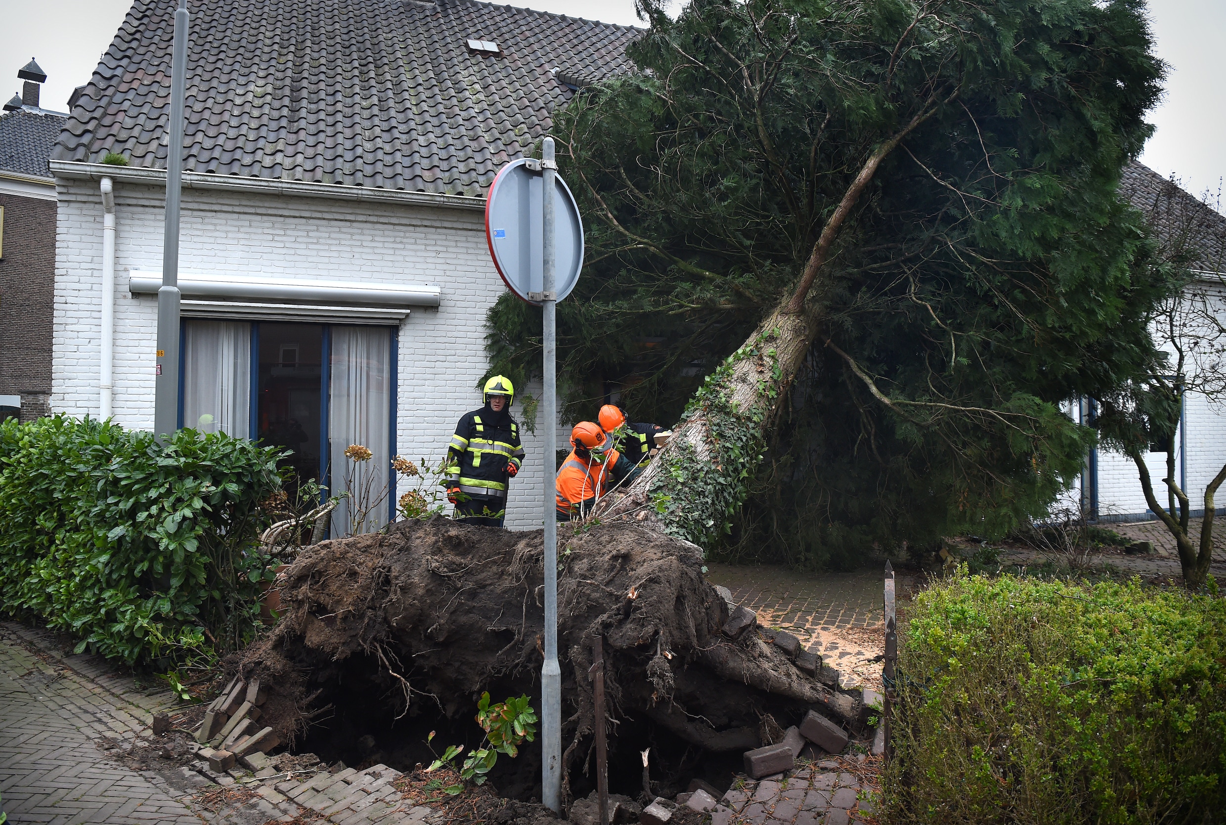 Nederlands eerste storm met een naam komt eraan en we noemen haar ...