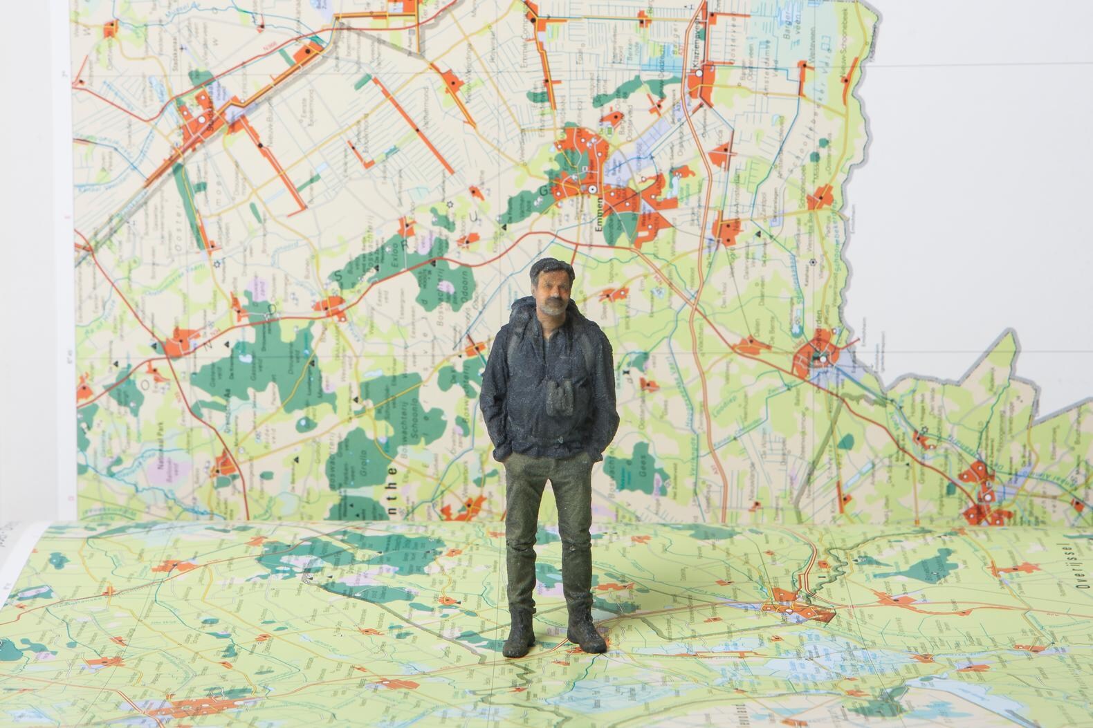 In de voetsporen van wolf Naya | de Volkskrant