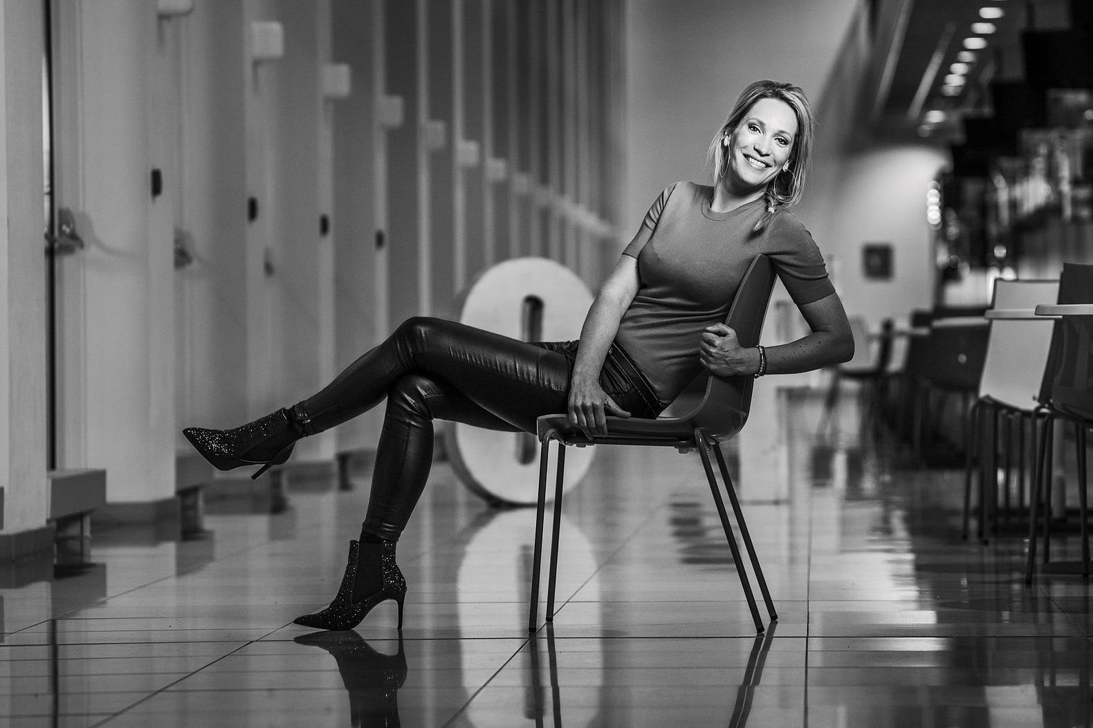 Sportpresentator Hélène Hendriks over haar werk in de masculiene ...