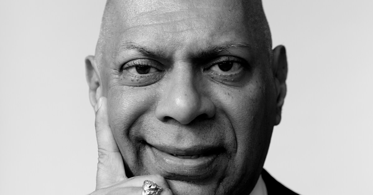 Trendwatcher Adjiedj Bakas: ‘Ik ben hier niet gekomen om Surinaams ...