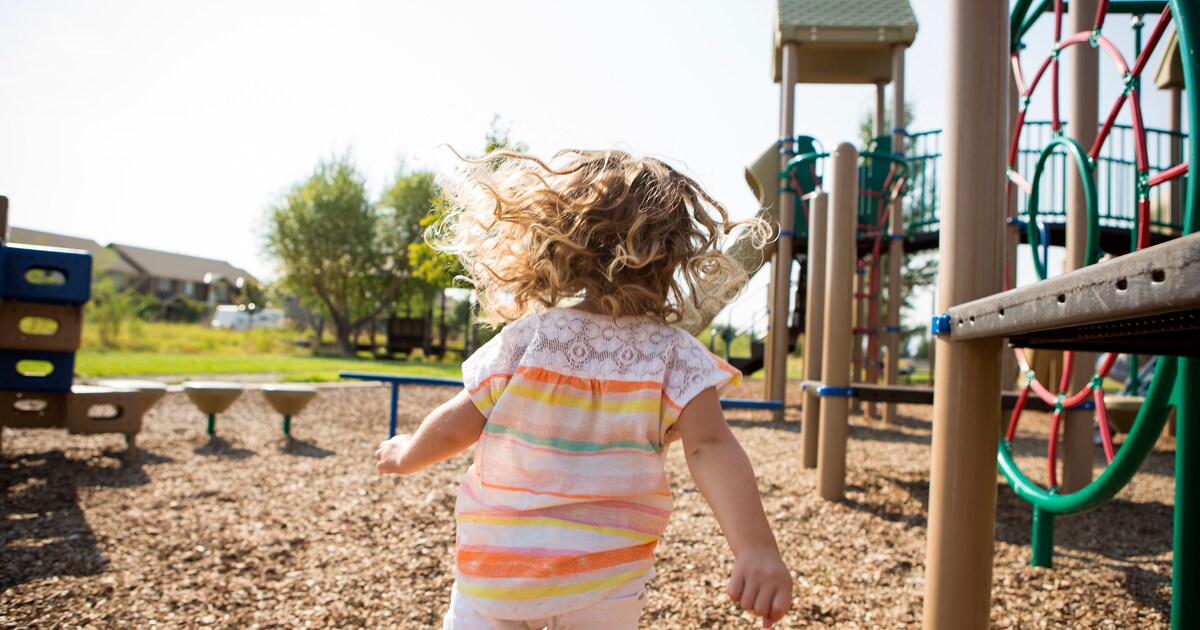 Stedentrip met kinderen? Met de app Playground Buddy sta je voor je het weet achter een schommel ...