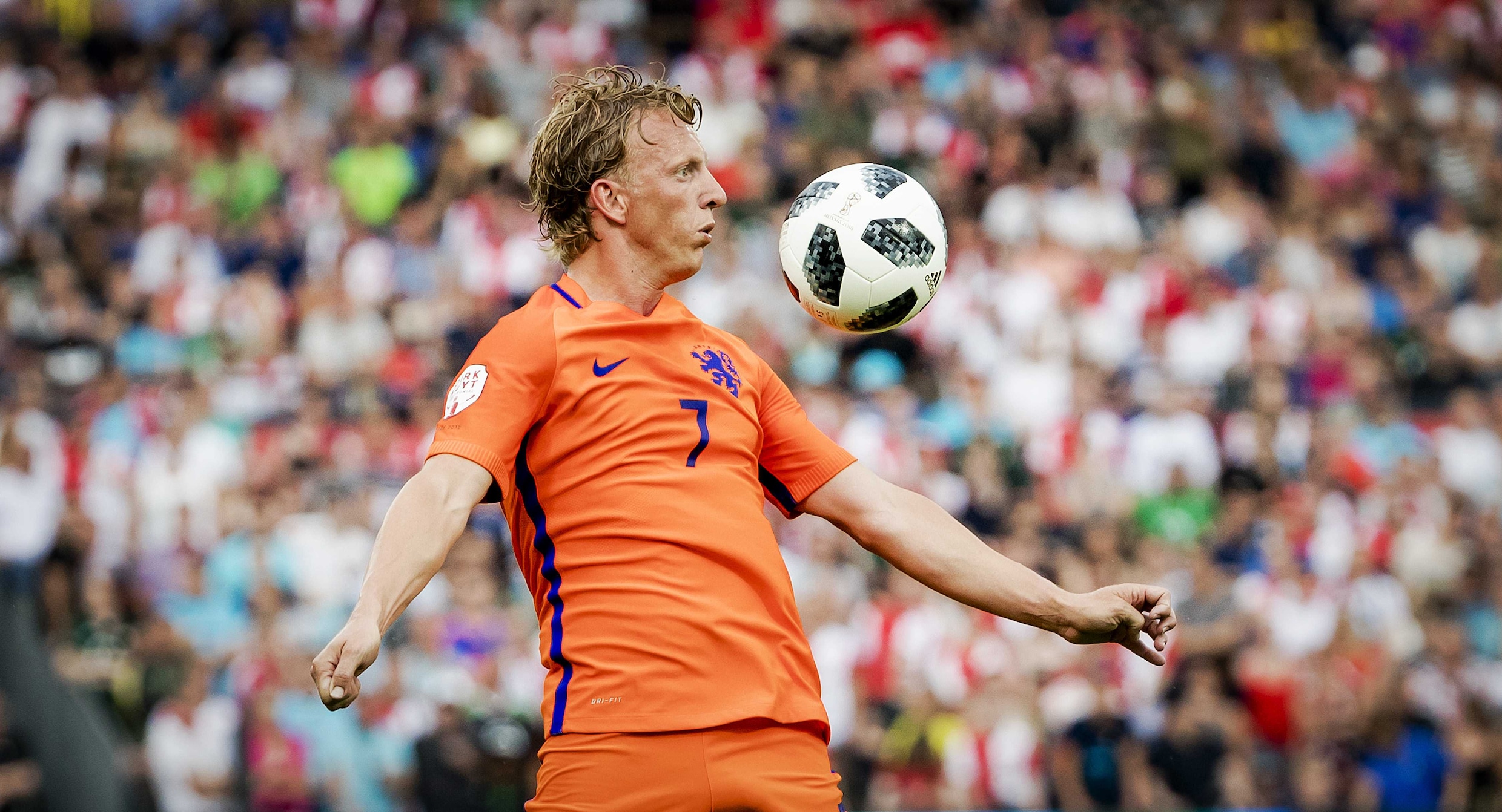 De gelouterde international is niet langer in trek als trainer | de ...