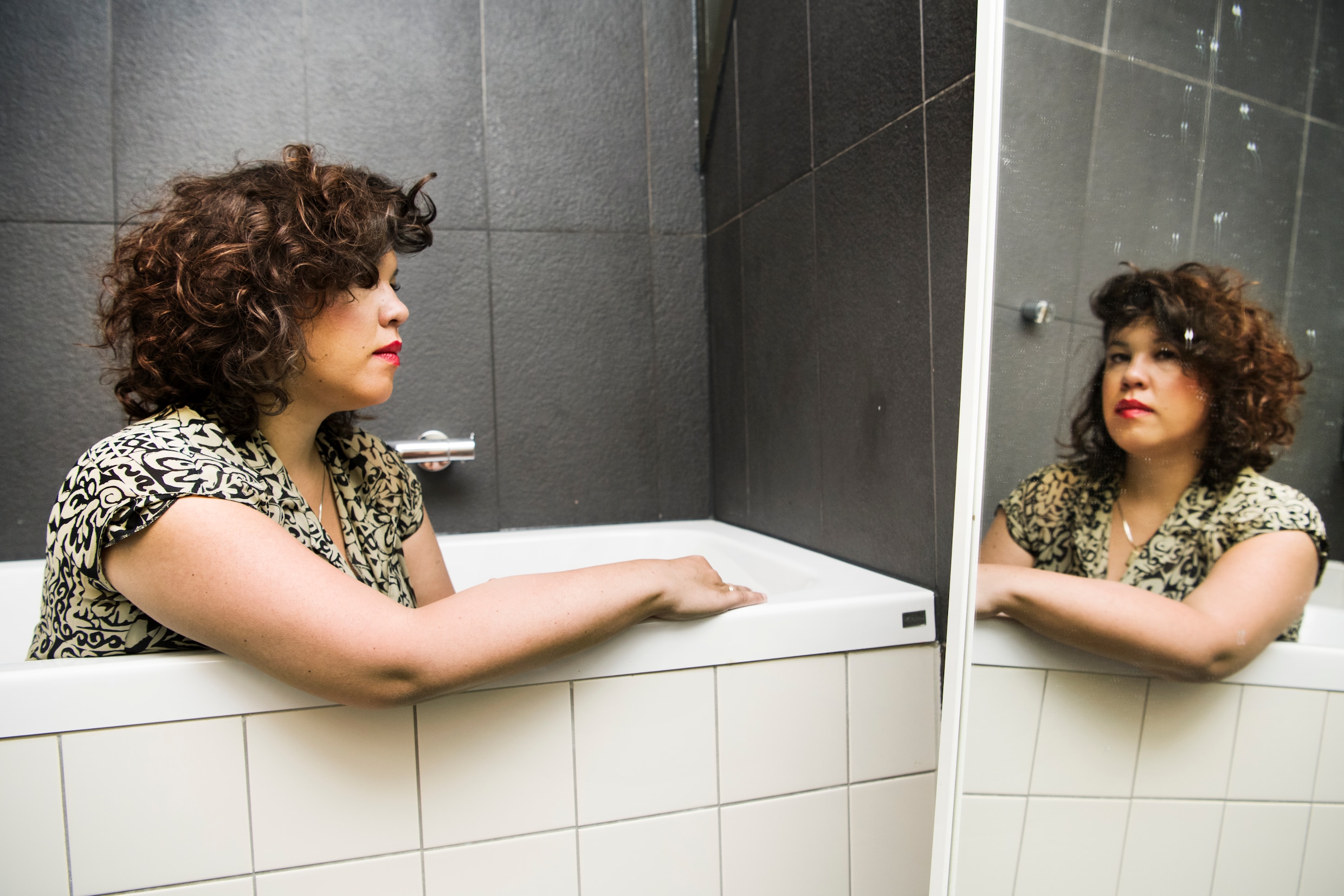 Een afrekening met regisseur Ivo van Hove is haar roman niet: ‘Nee joh ...